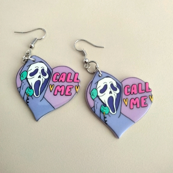Jewelry | New Heart Shaped Scream Call Me Earrings | Poshmark